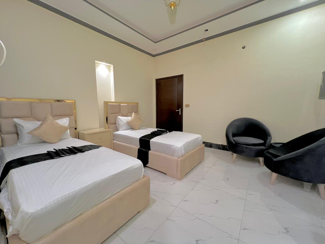 Step Inn Hotel Lahore – Johar Town - PodSot